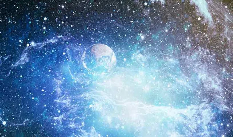 Astronomers Discover Universe’s Largest Water Reservoir in Distant ...